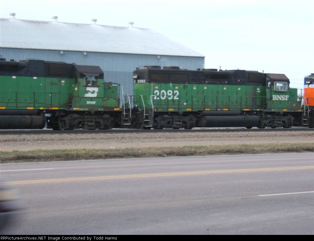 BNSF 2082